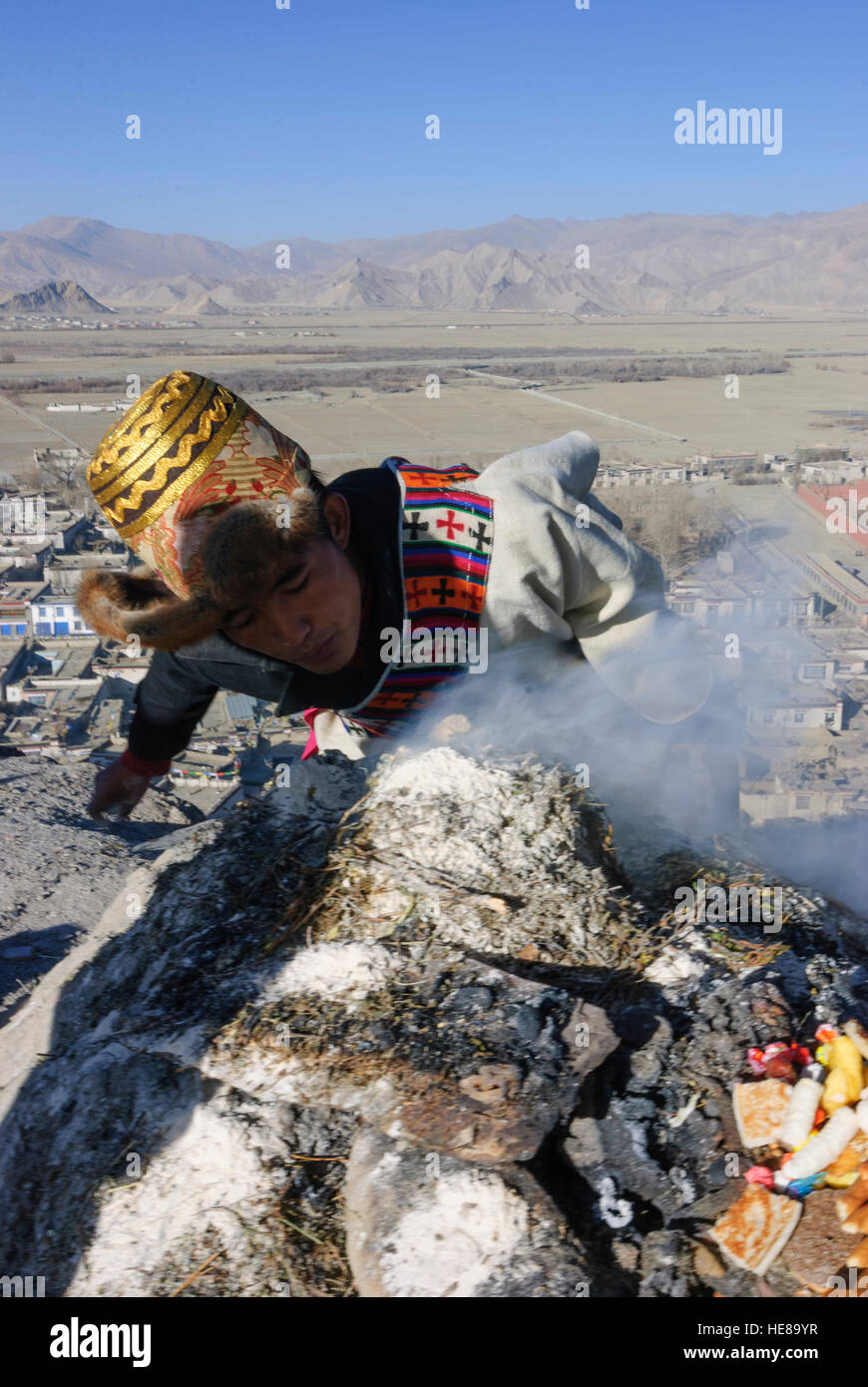 Gyantse: Tibetan sacrifice tsampa (dough from barley flour) to the ...