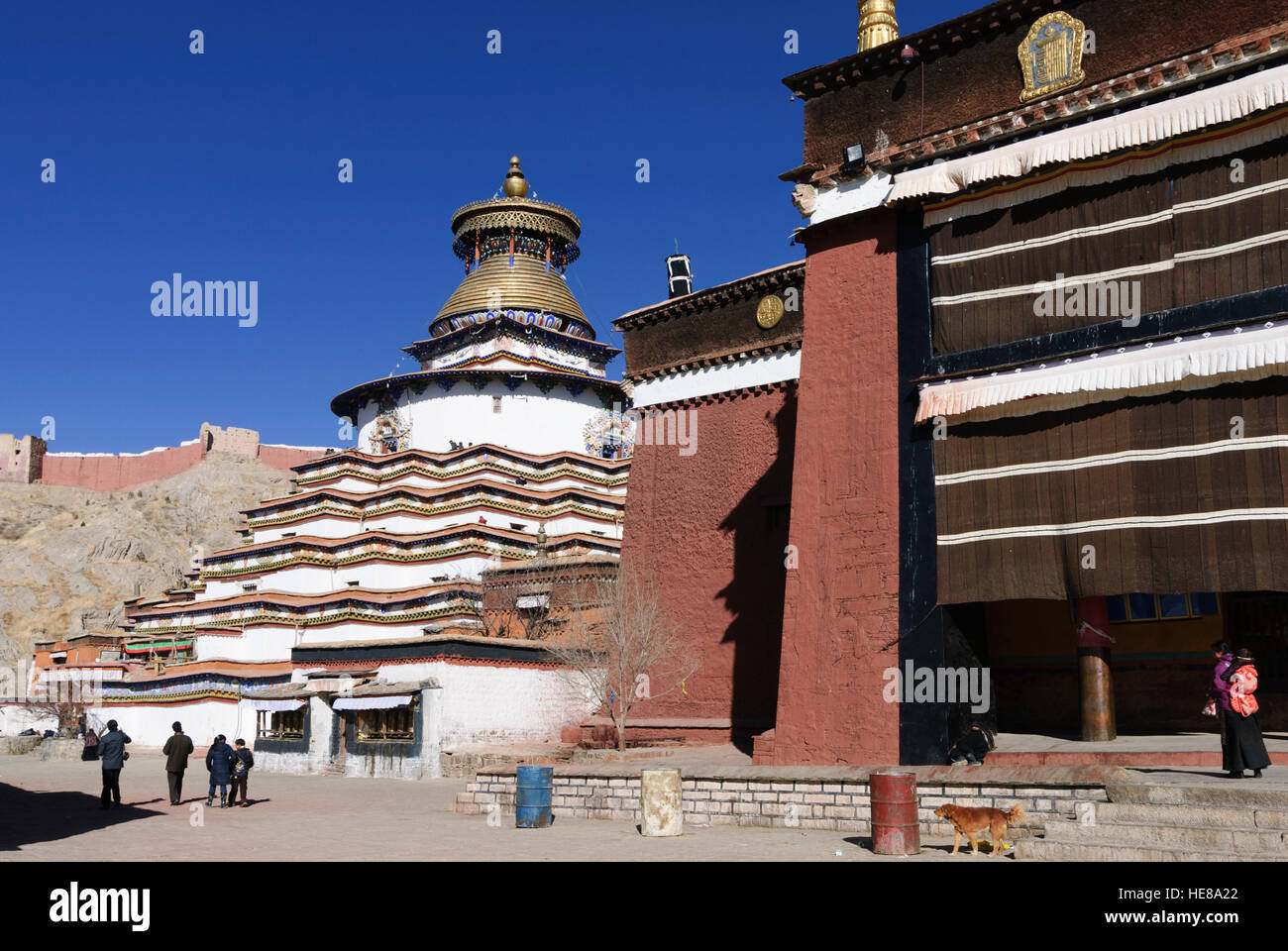 Left and the assembly hall hi-res stock photography and images - Alamy