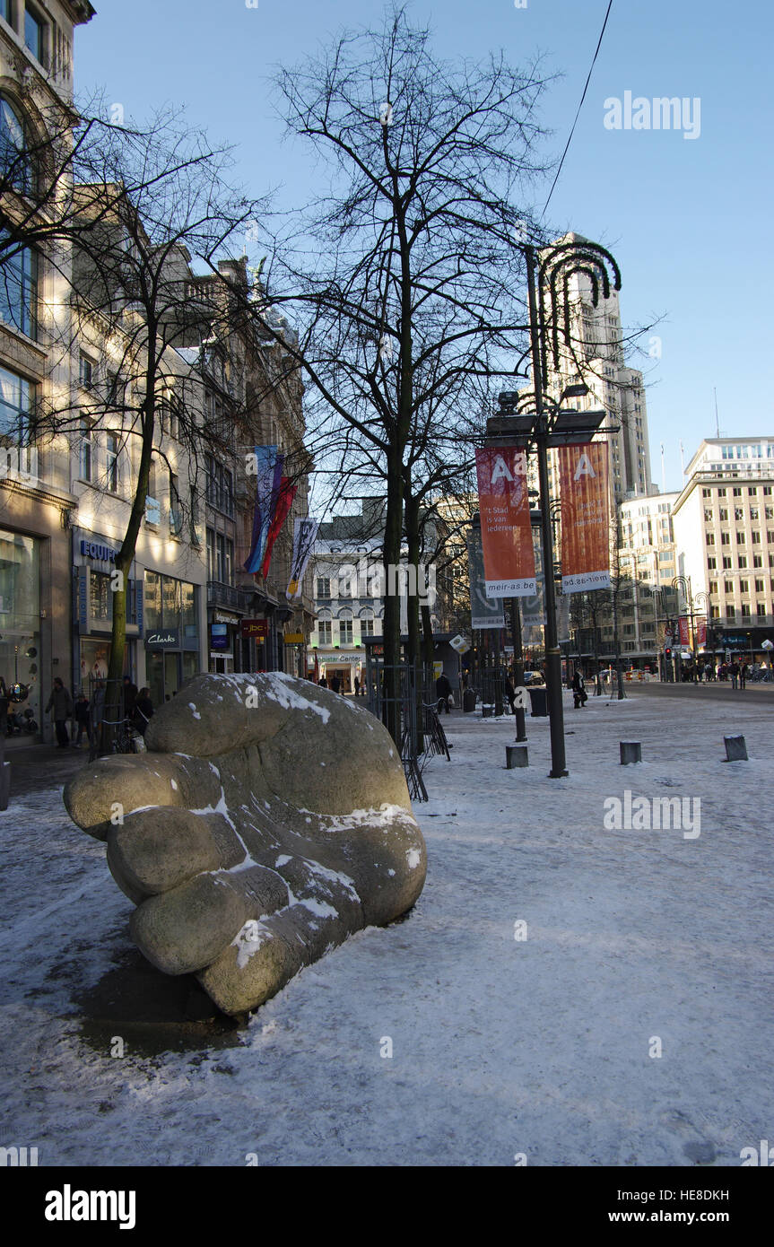 Antwerp, Belgium. The Hand, the symbol of the city Stock Photo - Alamy