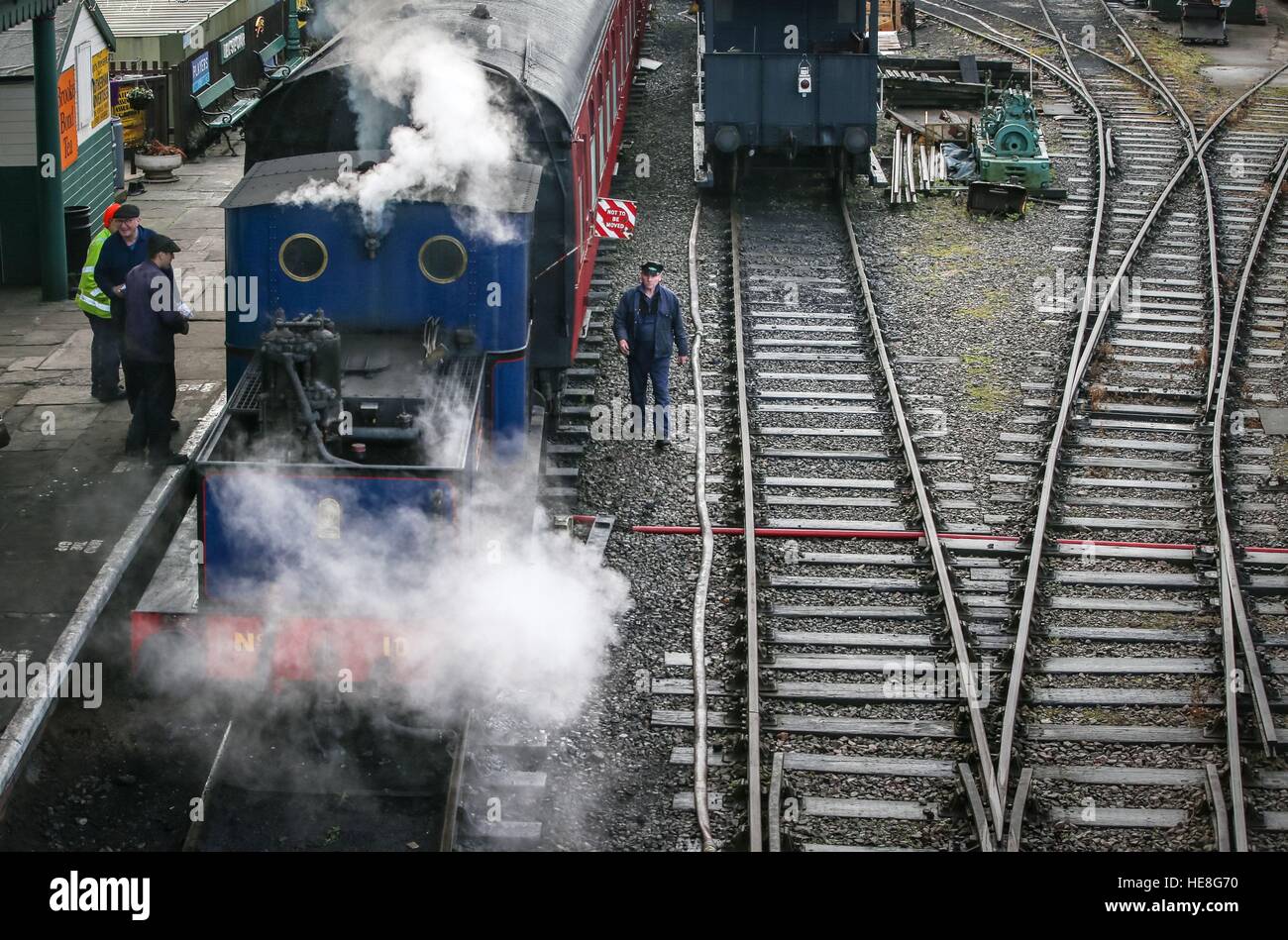 Volunteers with a Sentinel 040 Vertical Boiler Steam train operated by ...