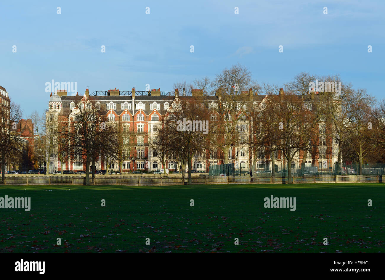 Chelsea green london hi-res stock photography and images - Alamy