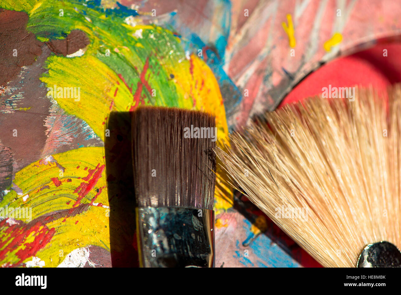 Paint brushes for artwork hi-res stock photography and images - Alamy