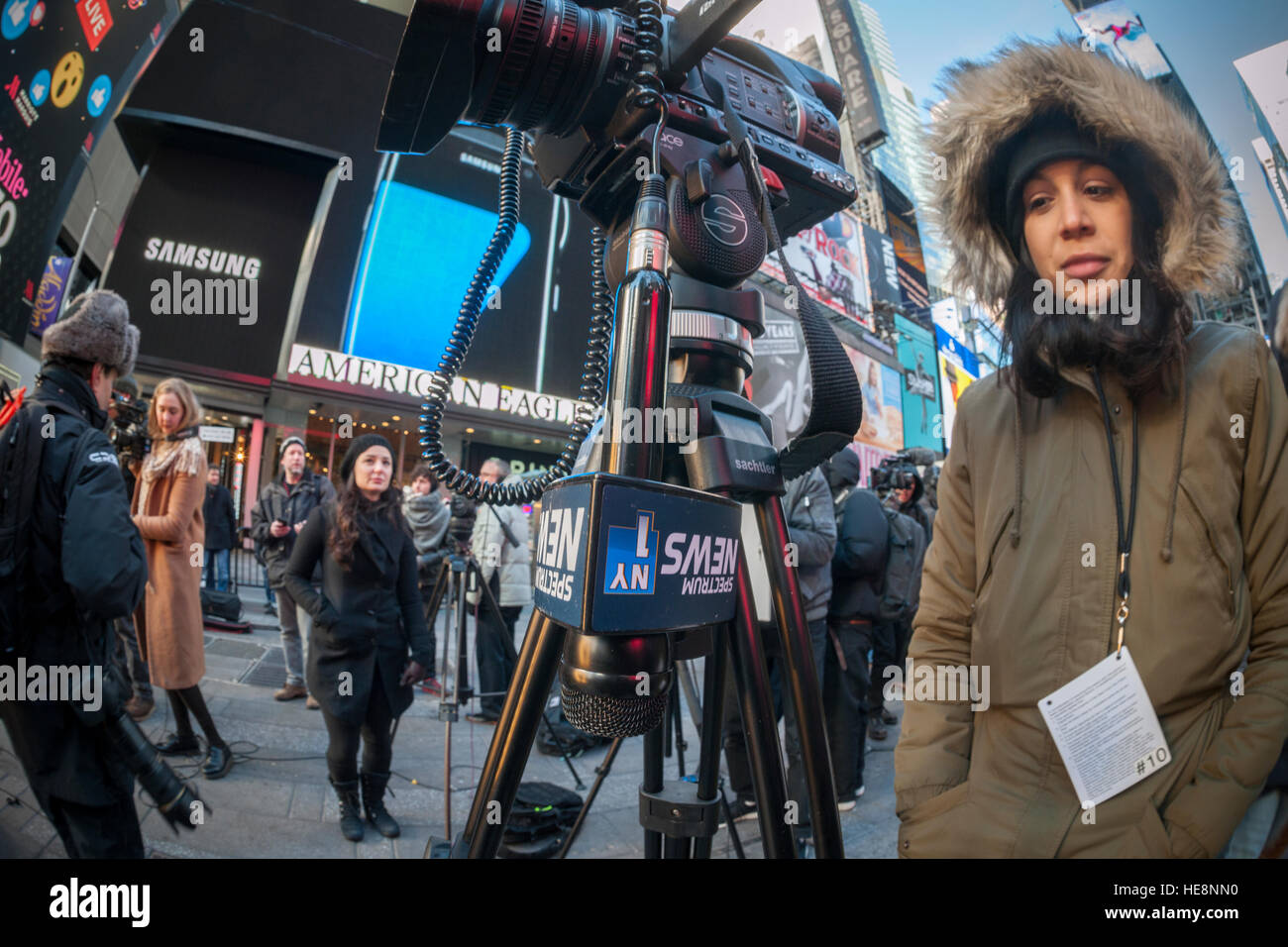 Ny1 hi-res stock photography and images - Alamy