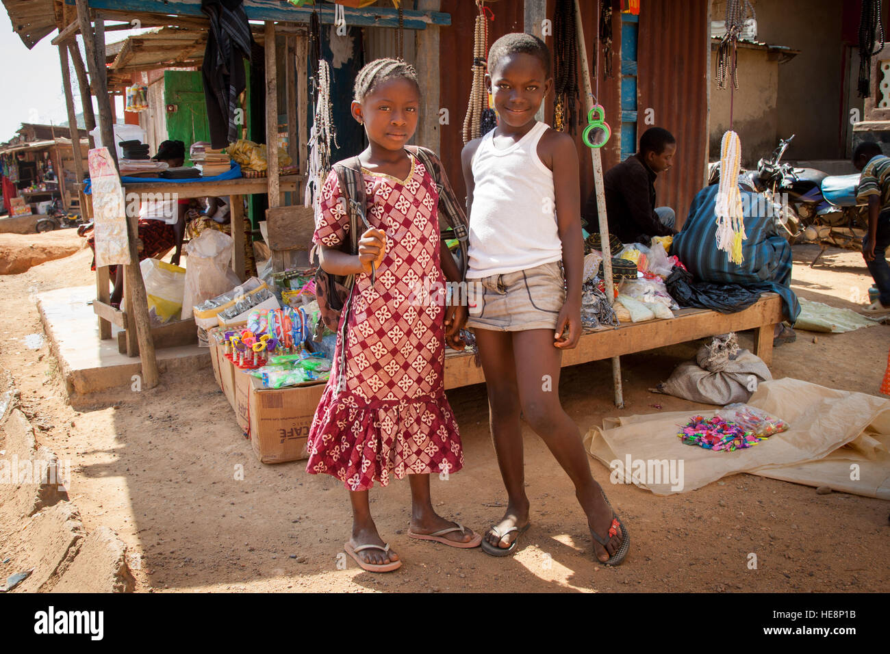 African outdoor market hi-res stock photography and images - Alamy