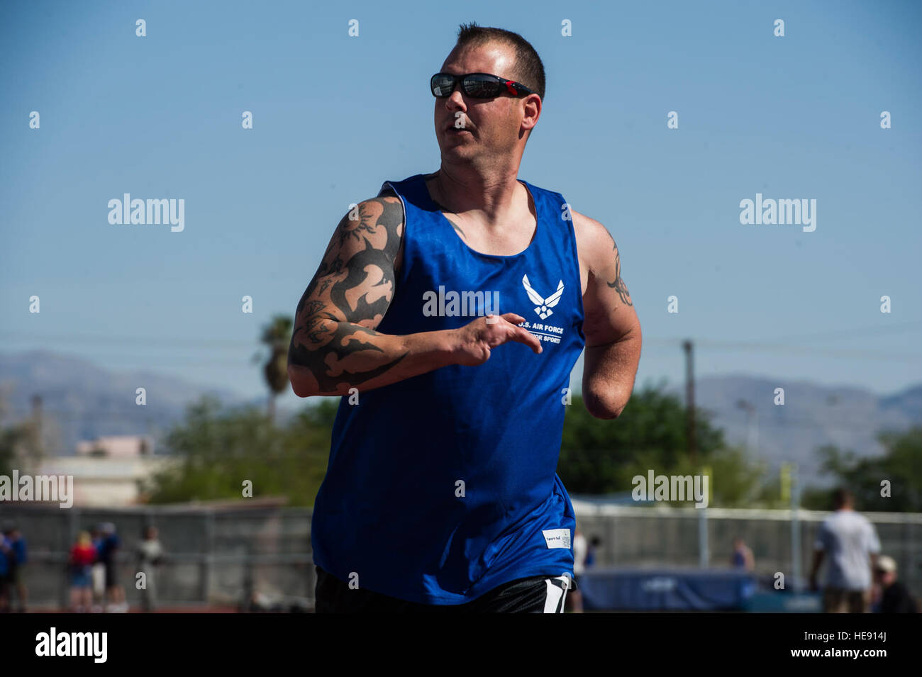 Leonard Andersen, Air Force Wounded Warrior athlete, competes in an 100 ...