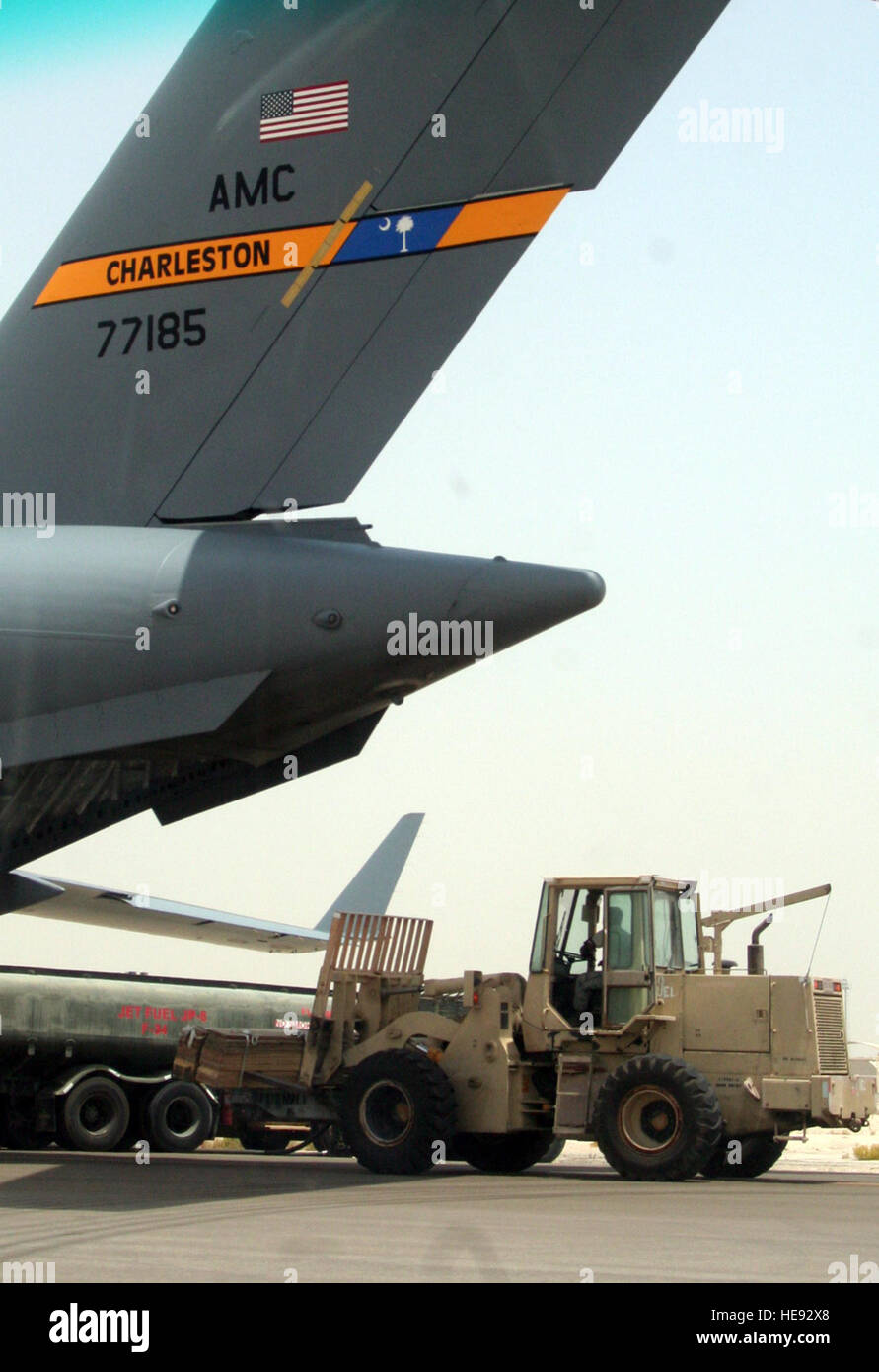 Air transportation Airmen from the 380th Expeditionary Logistics ...