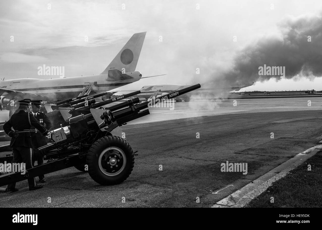 Soldiers from joint forces Black and White Stock Photos & Images - Alamy