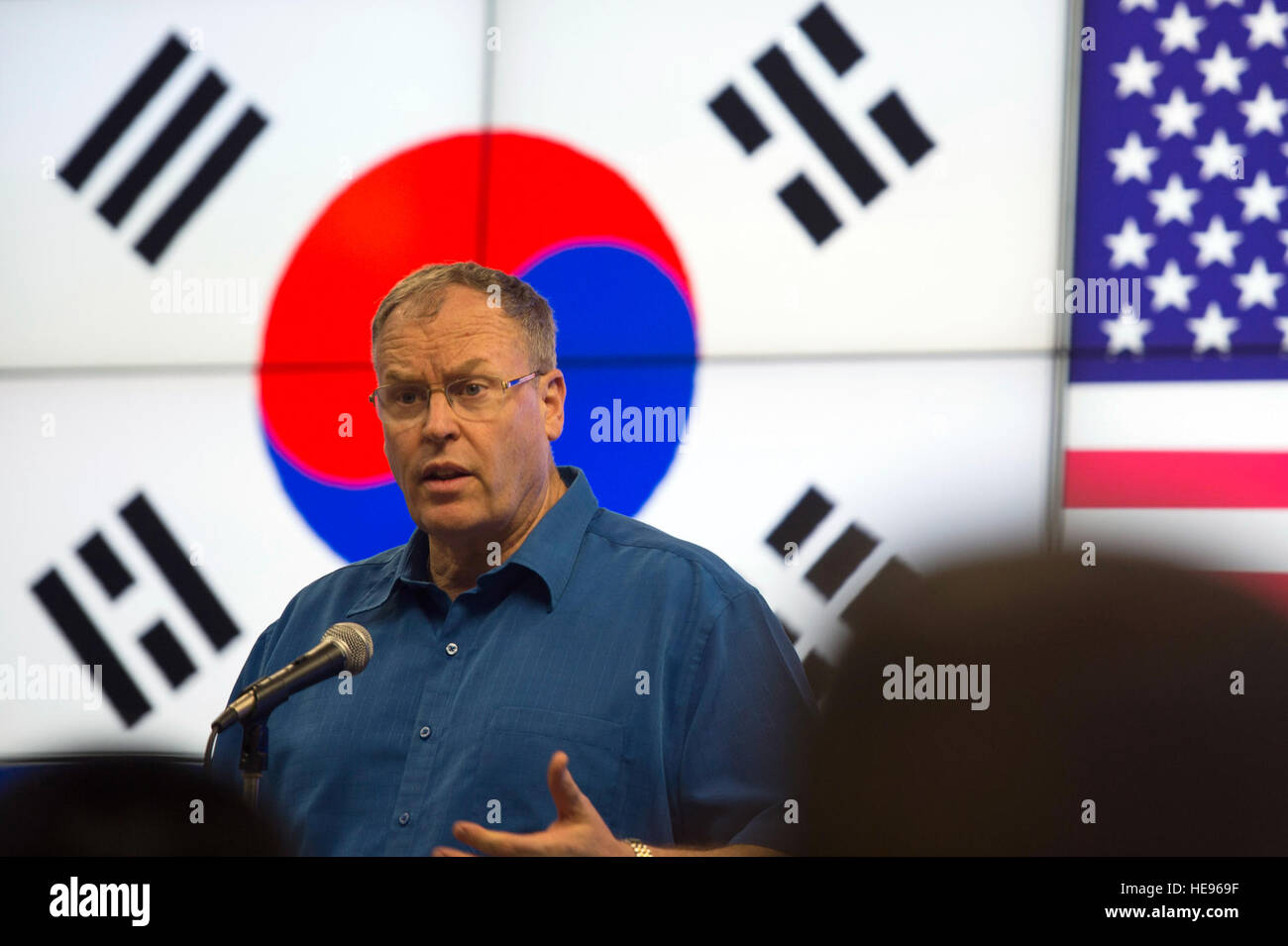 Deputy Secretary of Defense Bob Work addresses a room of military ...