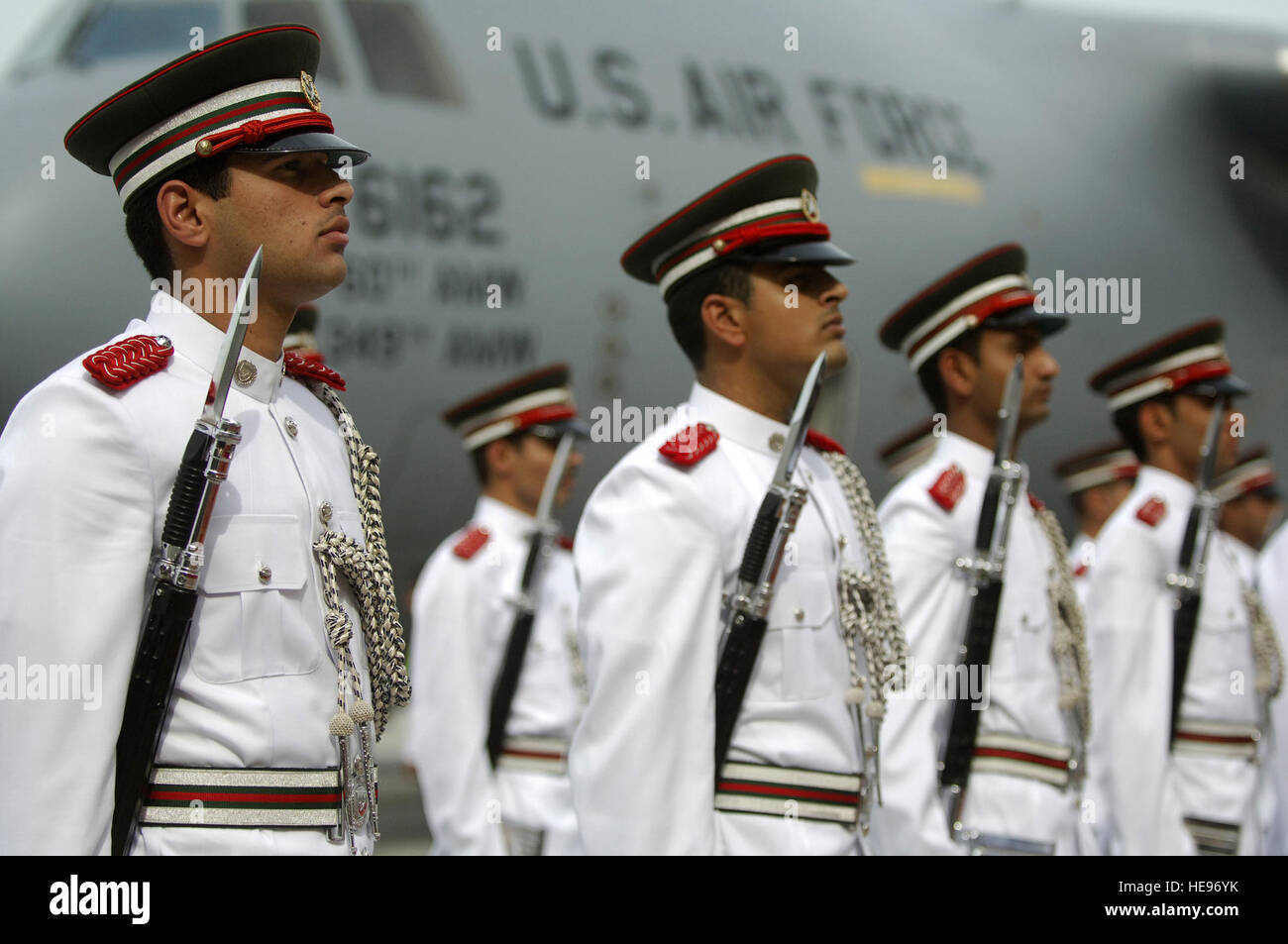 A Bahraini honor gurad stands at attention for the arrival of Secretary ...