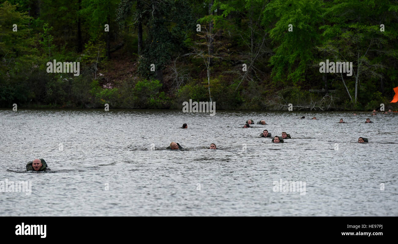 Participants of the Best Ranger Competition 2016 swim in Victory Pond ...