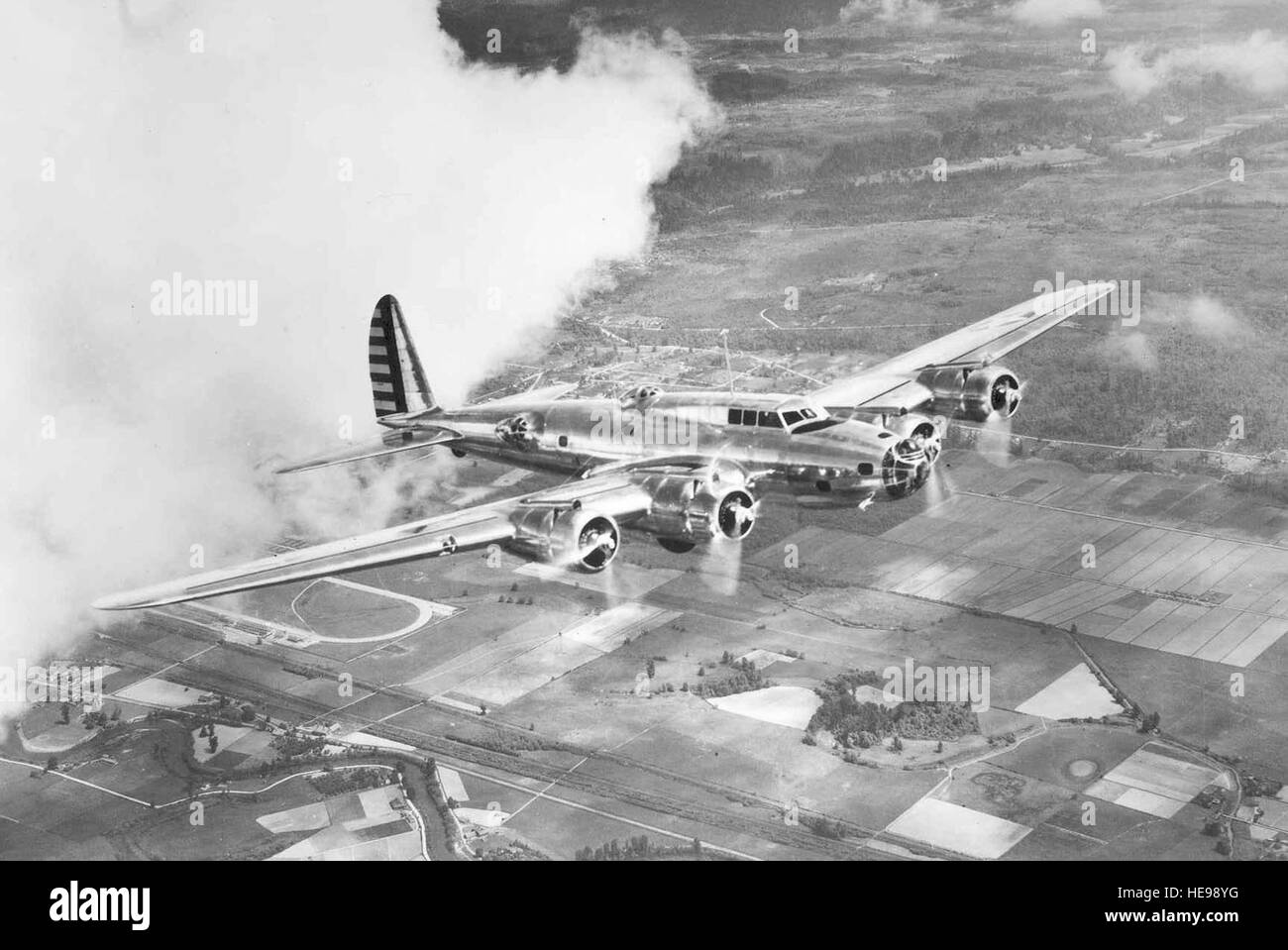 Boeing Y1B-17 in flight. (U.S. Air Force photo Stock Photo - Alamy