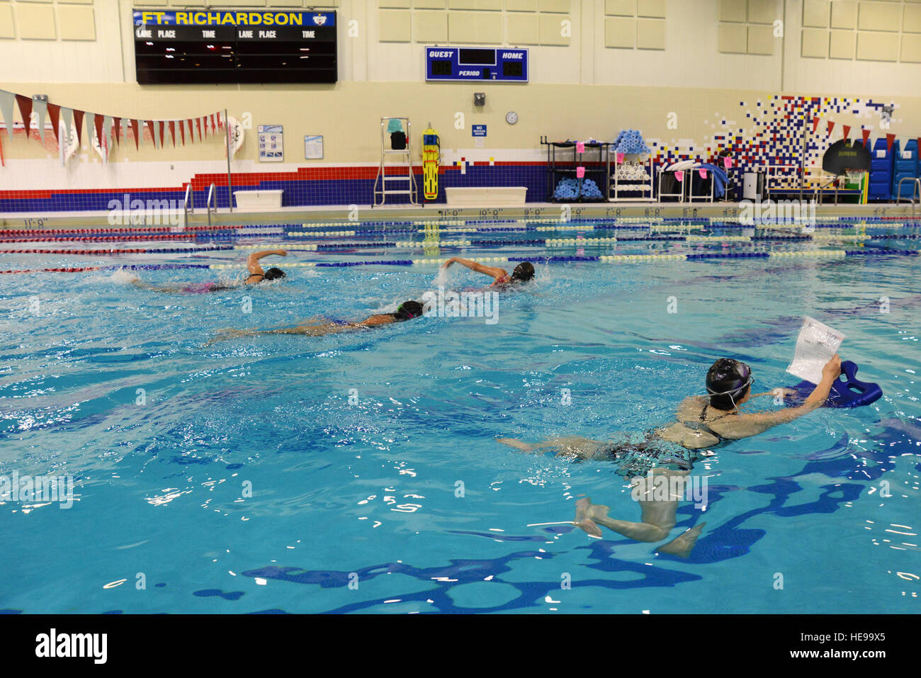 Swim lessons with instructor hi-res stock photography and images - Alamy