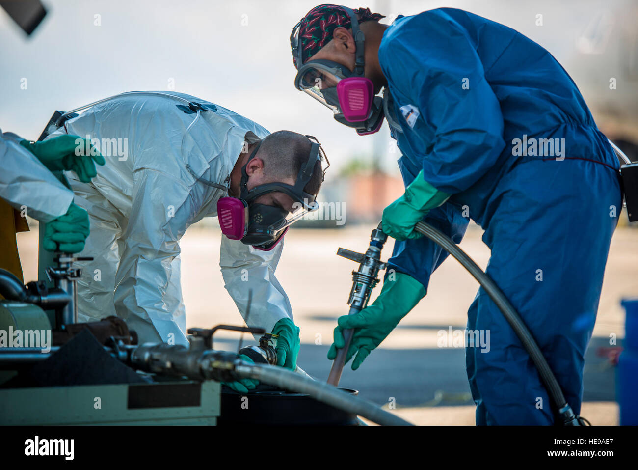 The 910th Airlift Wing spray maintainers, Youngstown Air Reserve ...