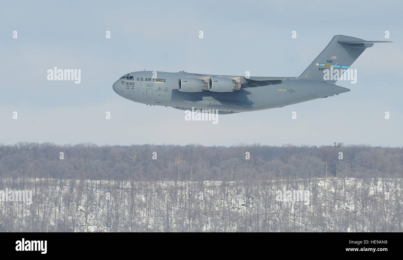 A C-17A Globemaster III from Dover Air Force Base, Del. practices low ...