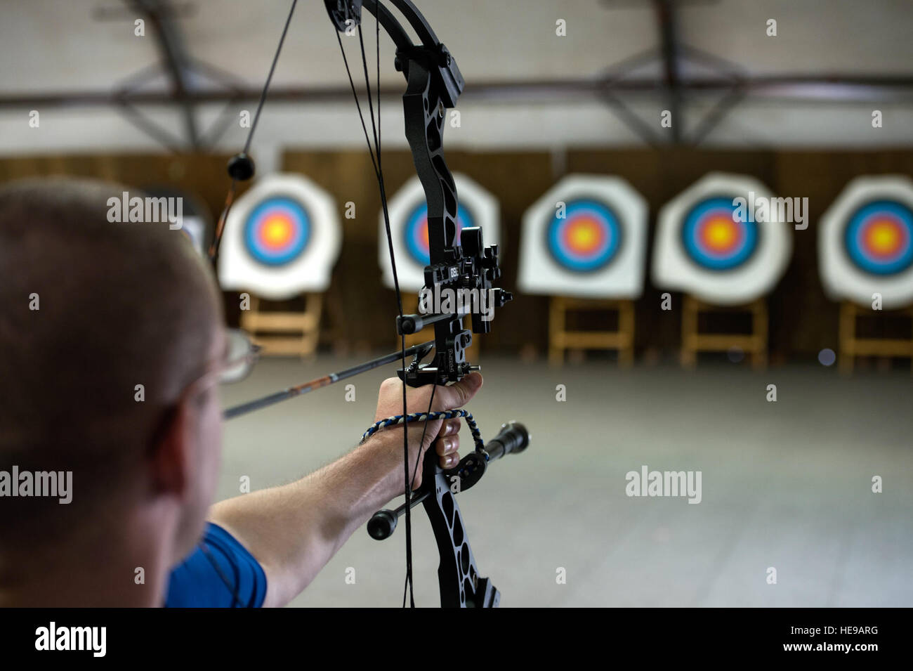 Adaptive archery class hi-res stock photography and images - Alamy