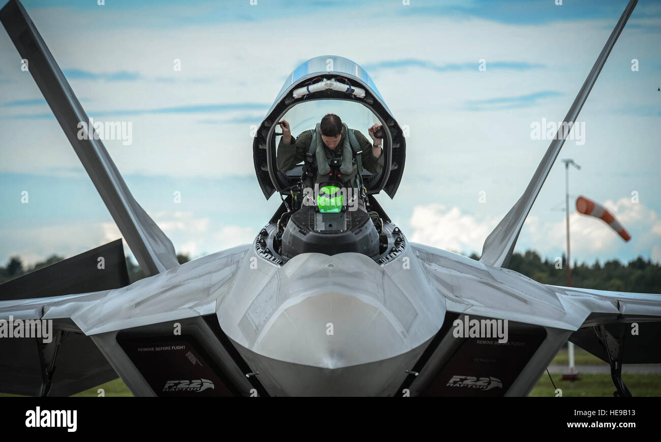 An F-22 Raptor pilot from the 95th Fighter Squadron based at Tyndall ...