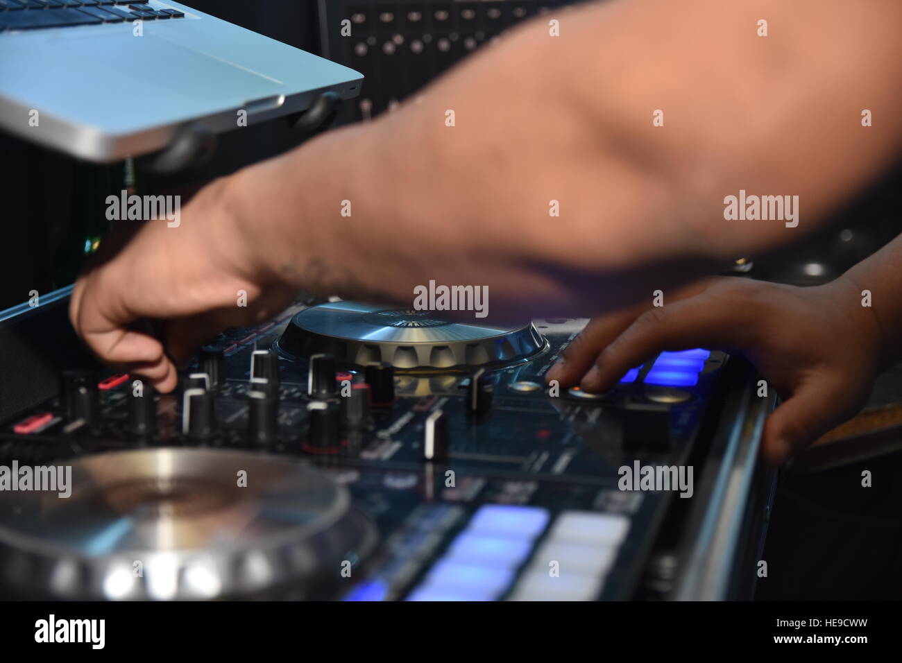 Vector music hi-res stock photography and images - Alamy