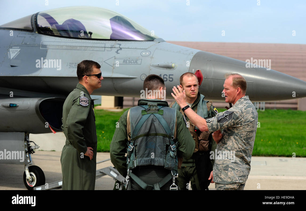 Chief Master Sgt. of the Air Force James A. Cody speaks with F-16 ...