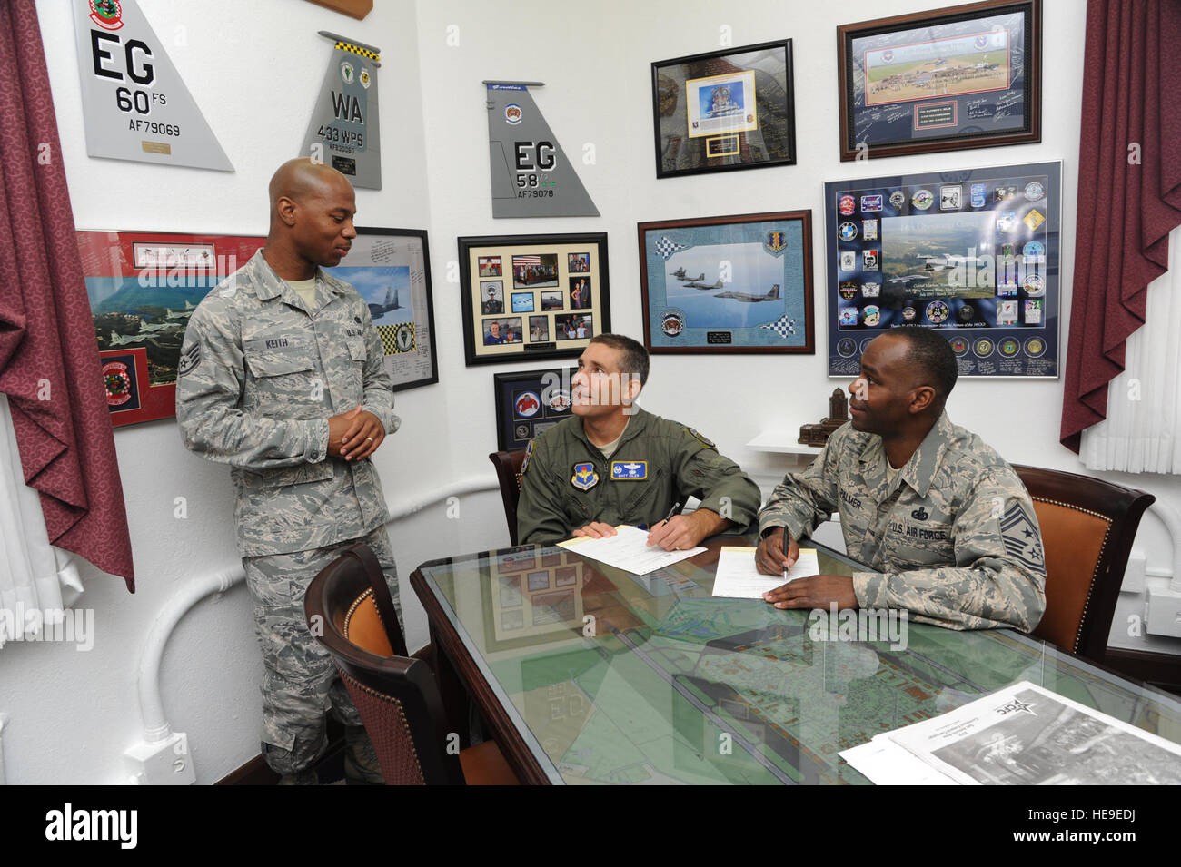 12th flying training wing commander hi-res stock photography and images ...