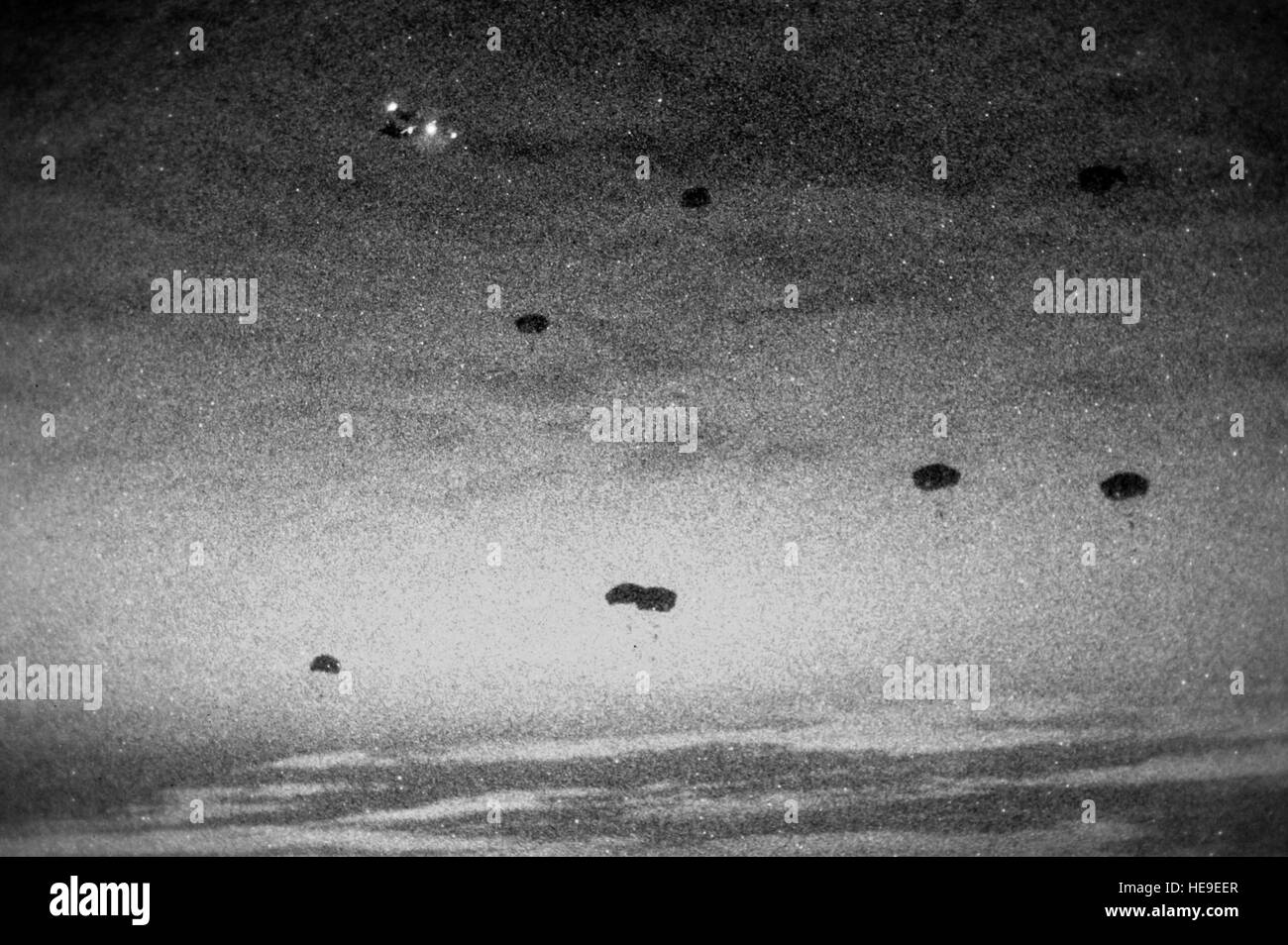 Paratroopers from the U.S. Army's 2nd Brigade Combat Team, 82nd ...