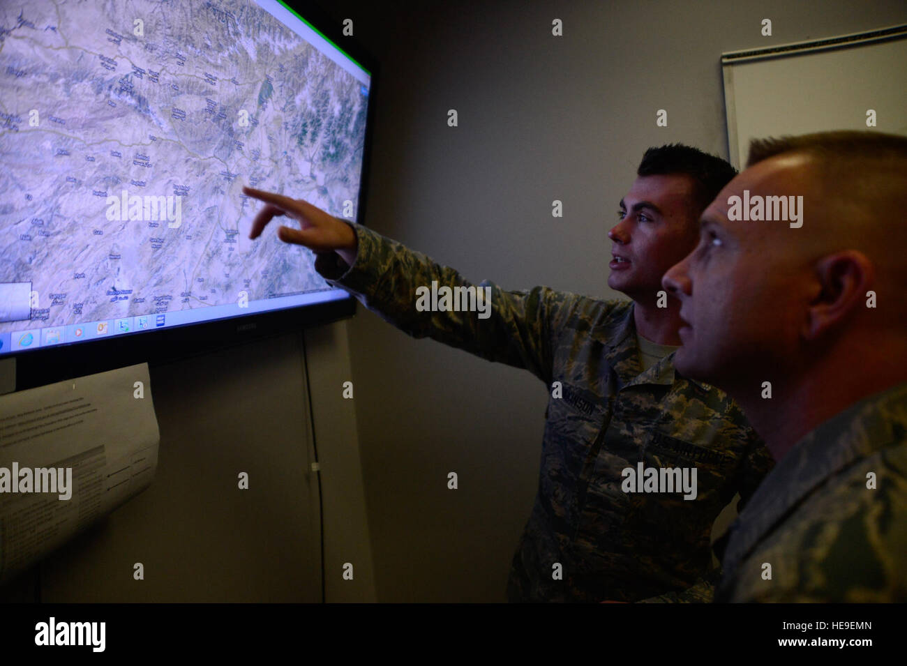 Airmen from the 22nd Reconnaissance Squadron demonstrate how mission ...