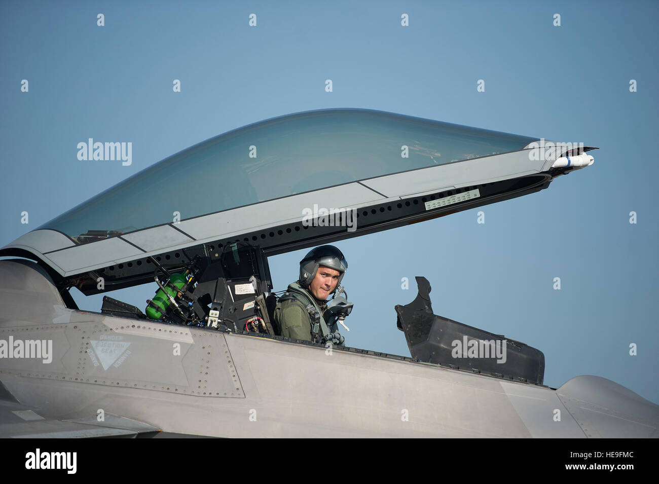 A U.S. Air Force F-22 Raptor pilot from the 154th Wing, Joint Base ...