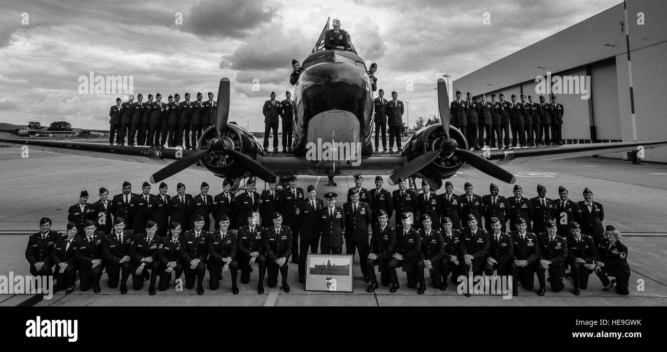 37th troop carrier squadron hi-res stock photography and images - Alamy