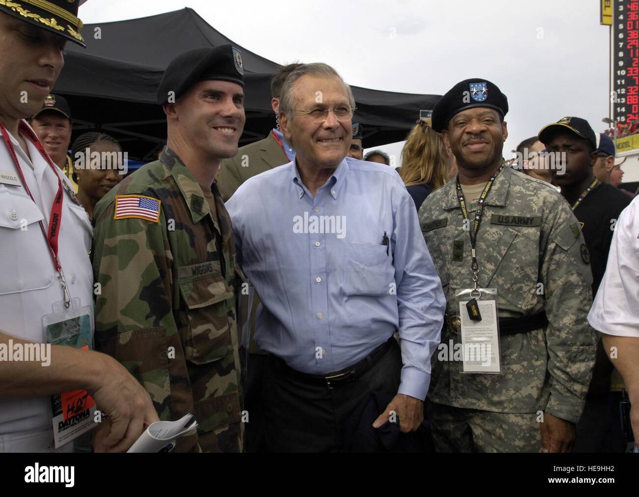 Larry wiggins hi-res stock photography and images - Alamy