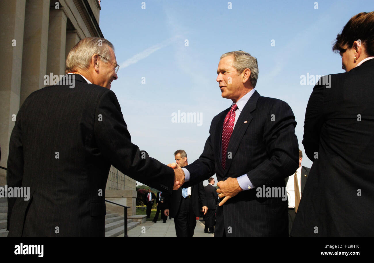 Receiving dept hi-res stock photography and images - Alamy