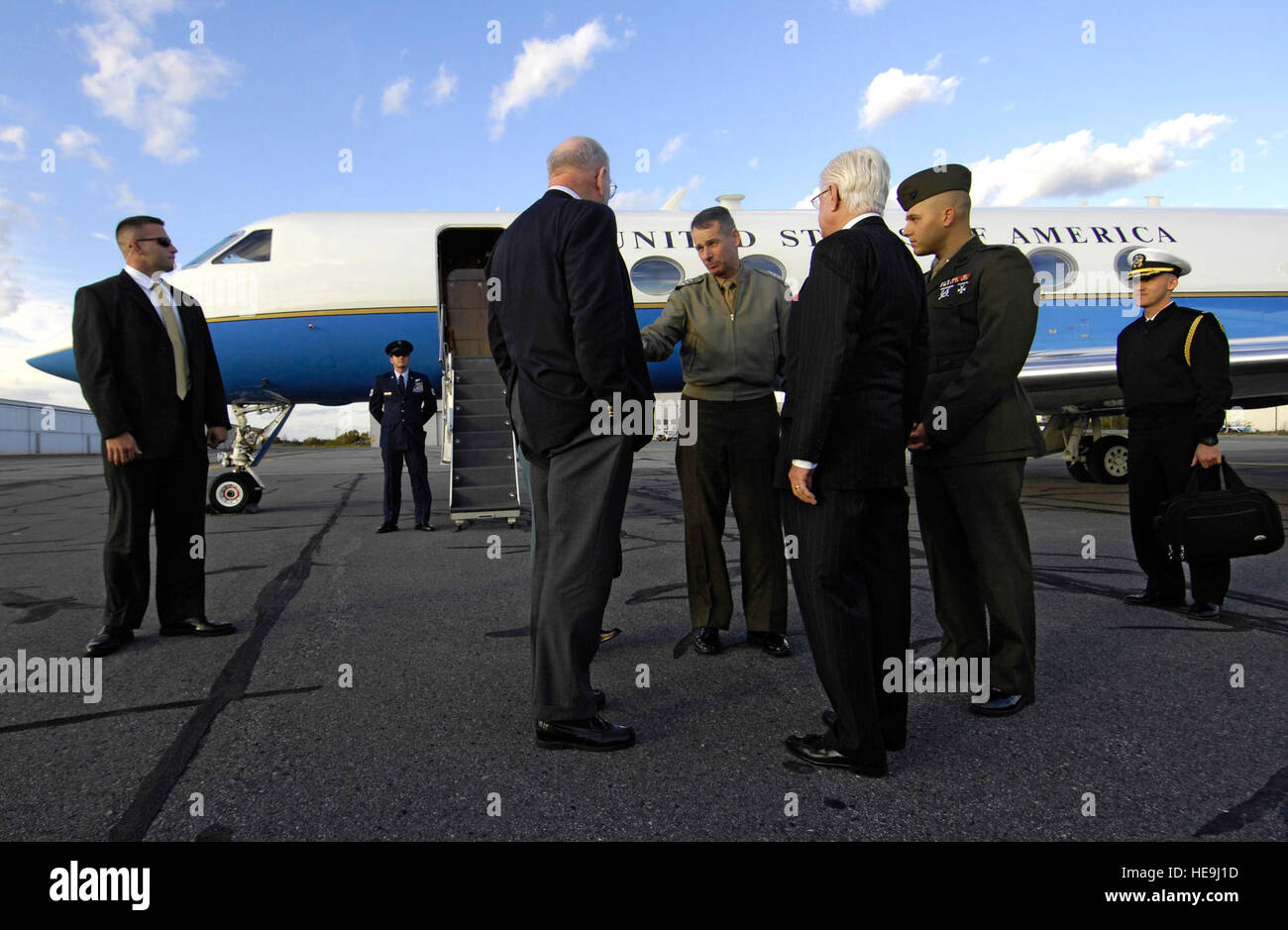 Chairman of the Joint Chiefs of Staff, Gen. Peter Pace, is greeted at ...
