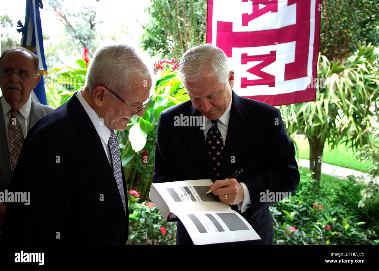 U s embassy meet and greet hi-res stock photography and images - Alamy