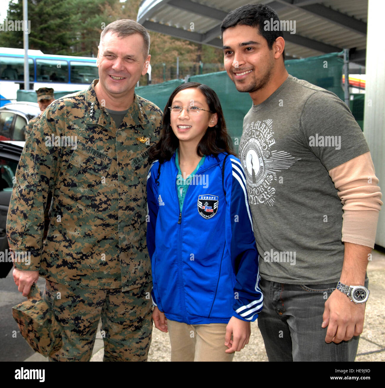 Marine Corps Gen. James E. Cartwright, vice chairman of the Joint ...