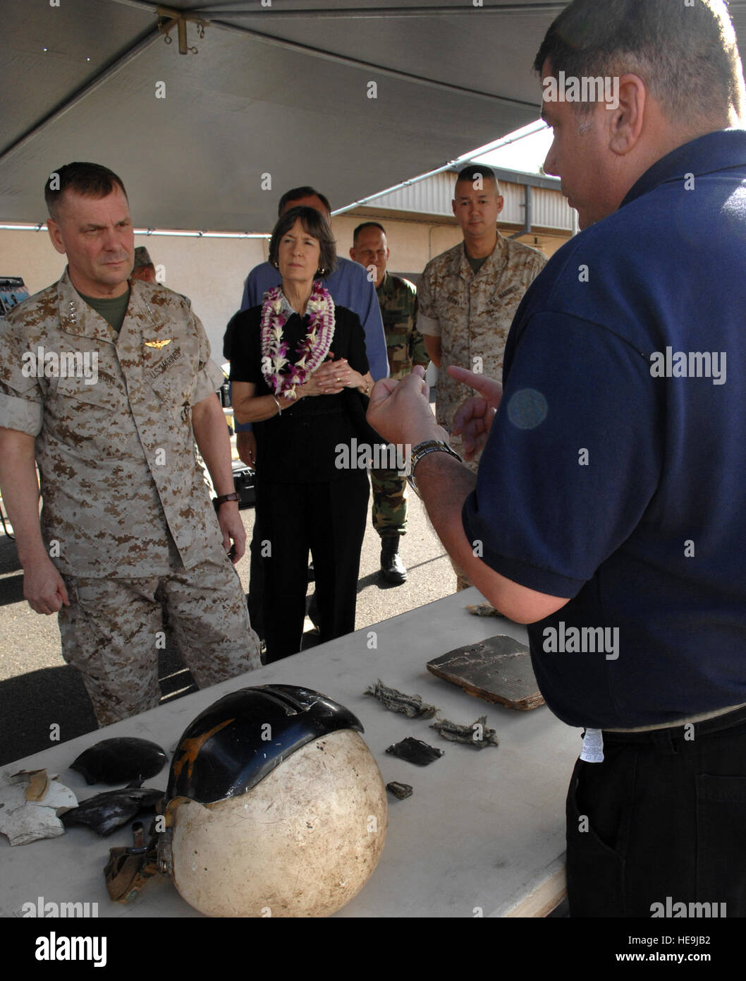 Marine Gen. James E. Cartwright, vice chairman of the Joint Chiefs of ...