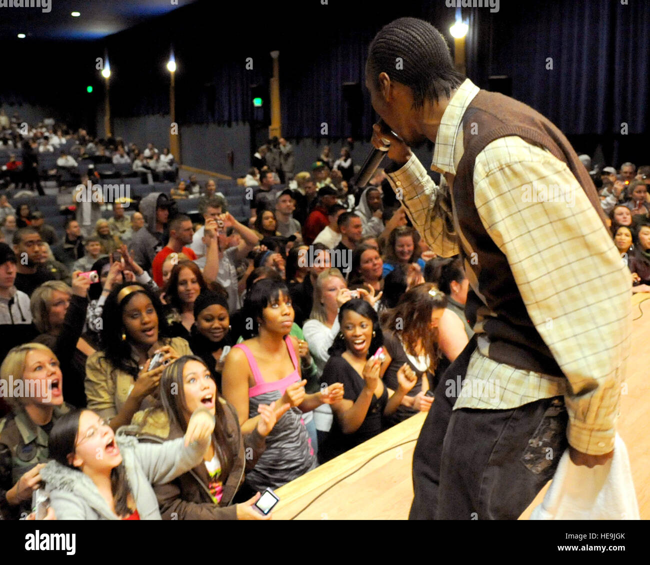 Ying yang twins hi-res stock photography and images - Alamy
