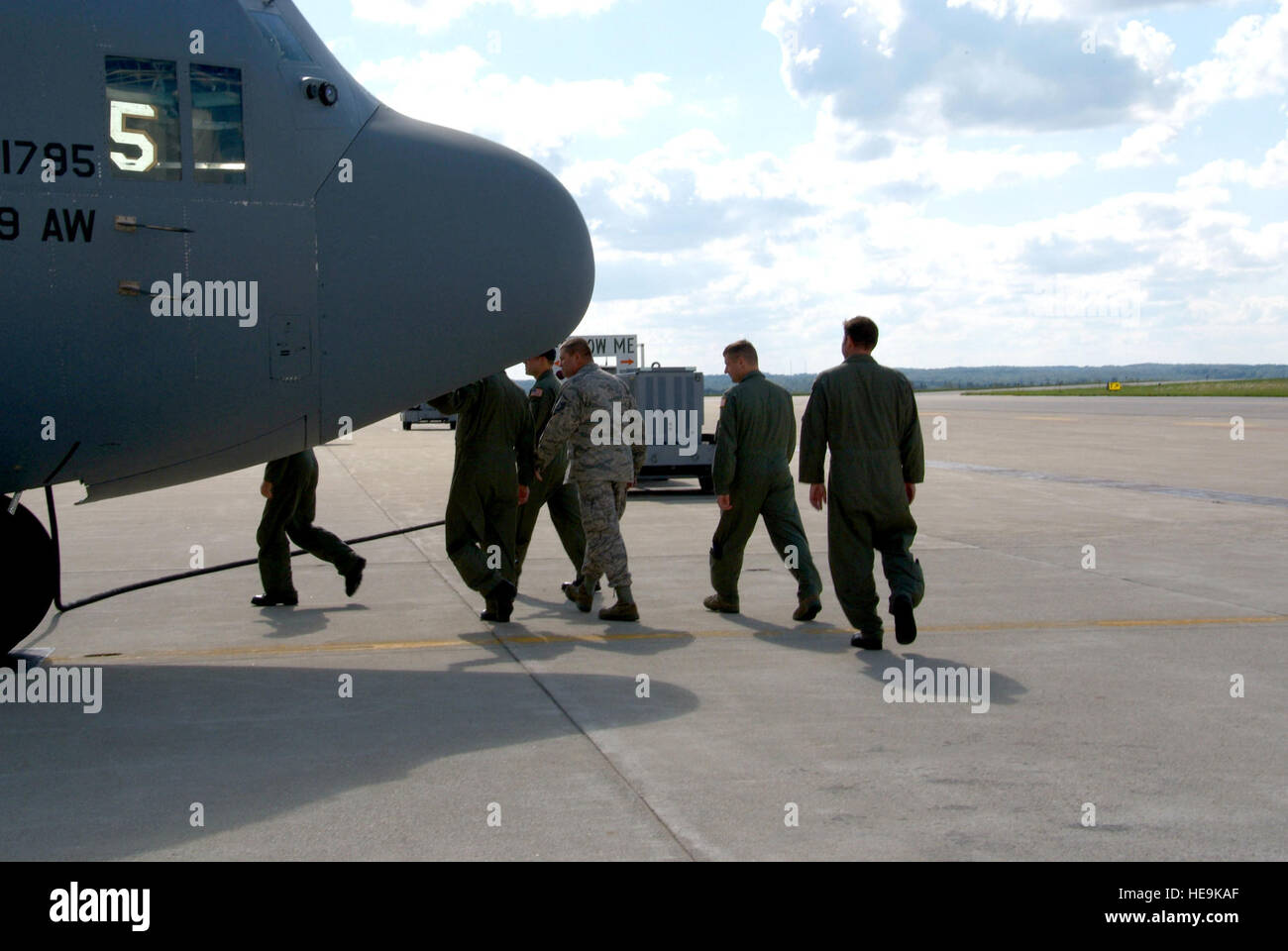 164th airlift squadron hi-res stock photography and images - Alamy