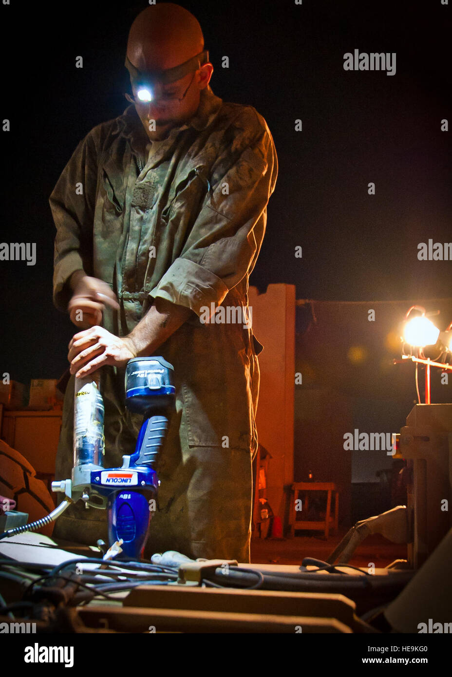 U.S. Air Force Tech. Sgt. Matthew Manfredi, 451st Expeditionary ...