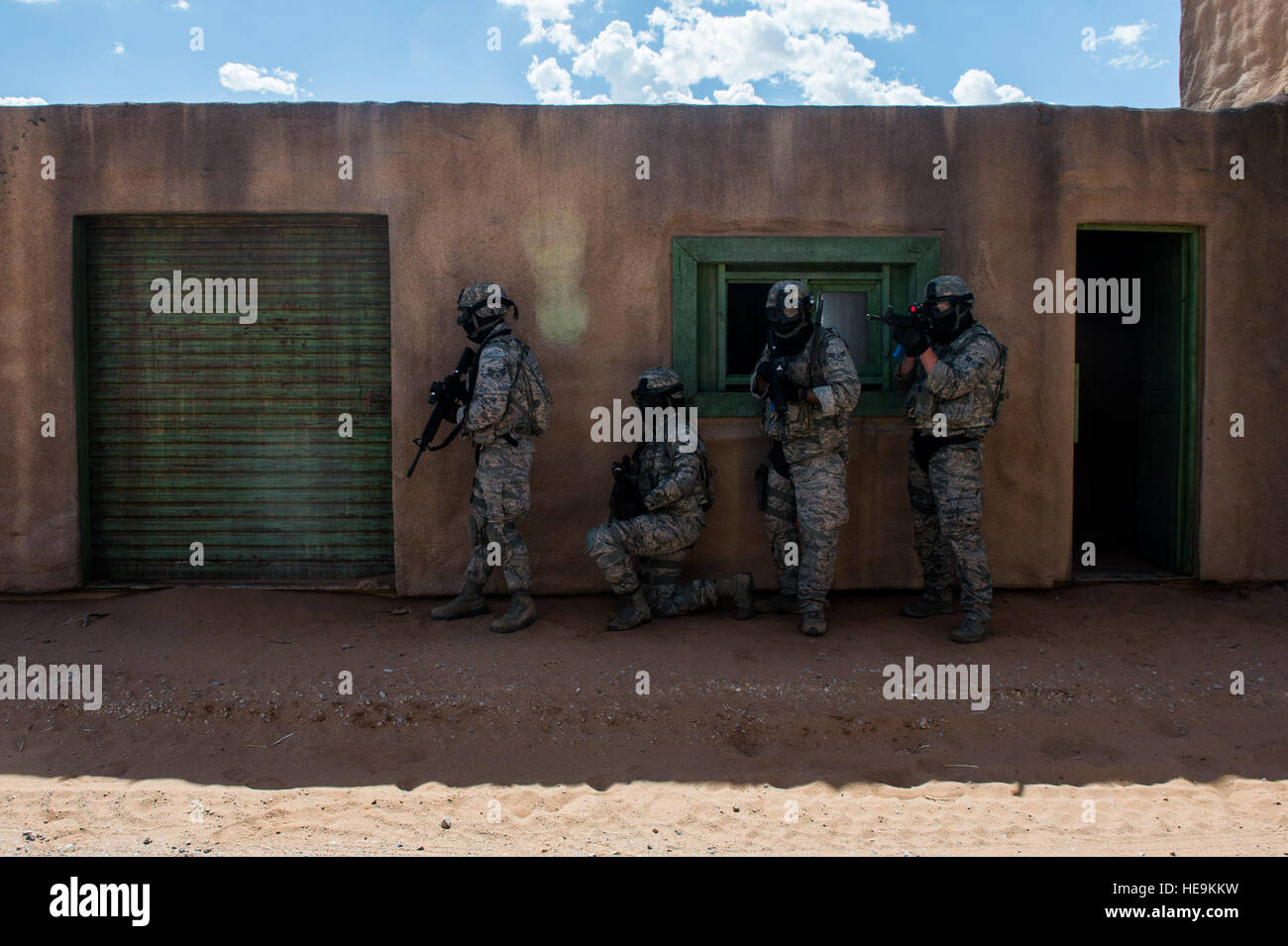 Security airmen participate in 18 day hi-res stock photography and ...