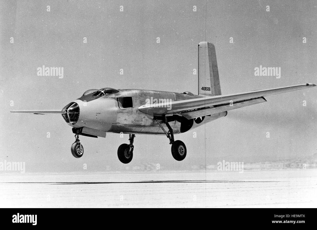 Us air force landing Black and White Stock Photos & Images - Alamy