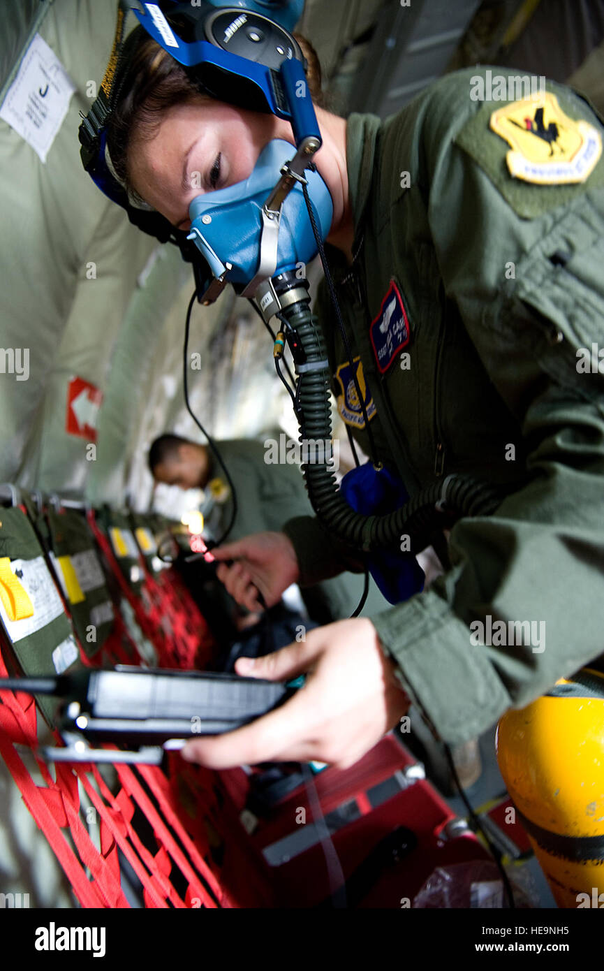 U.S. Air Force Staff Sgt. Carla Carey, 18th Aeromedical Evacuation ...