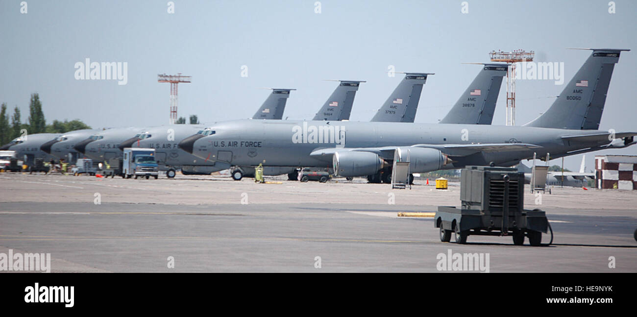 22nd Air Refueling Squadron High Resolution Stock Photography and ...