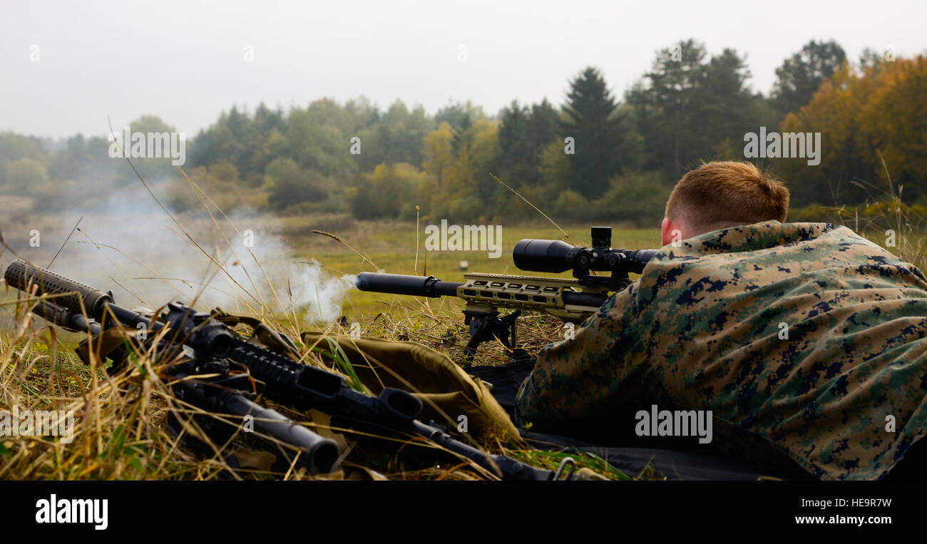 European best sniper team competition hi-res stock photography and ...