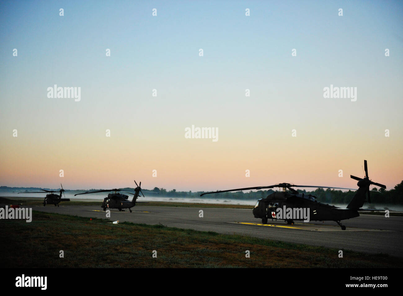 U.S. Army UH-60 Blackhawks from the 7th Battalion, 158th Aviation ...
