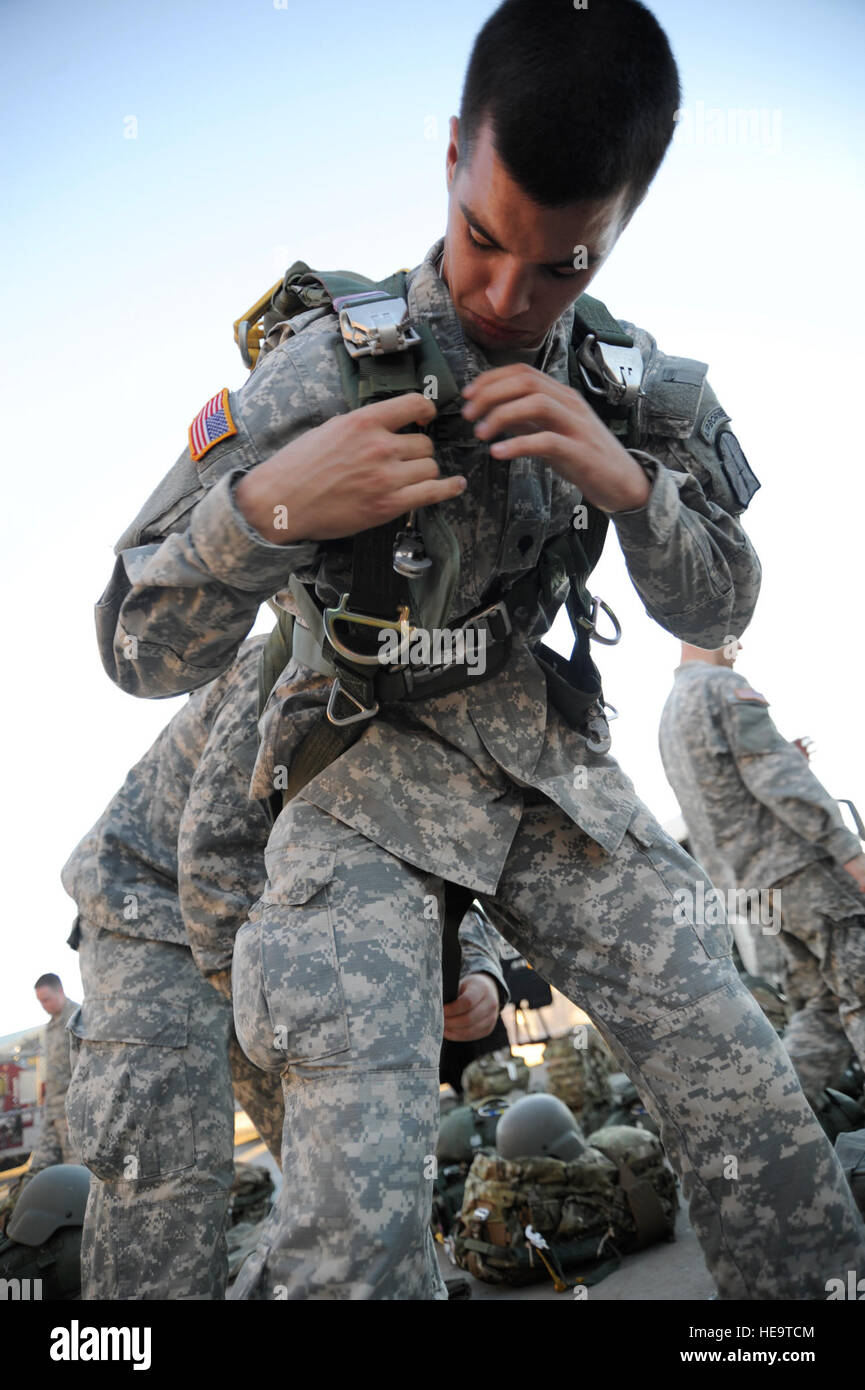 Spc. Bridger Love of the 197th Special Troops Company (Airborne), Utah ...