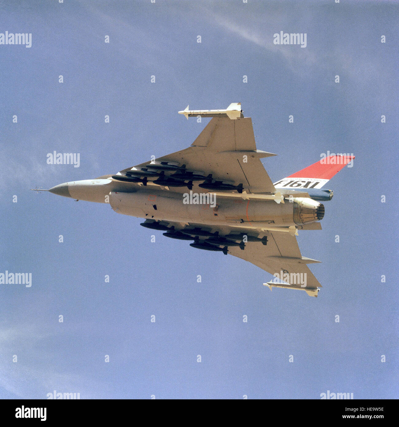 Aim 7 sparrow hi-res stock photography and images - Alamy