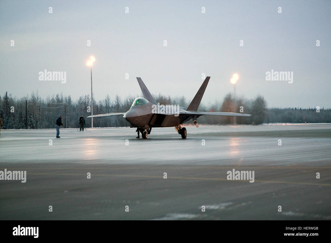An F-22 Raptor performs manuevering, stopping and going on low runway ...