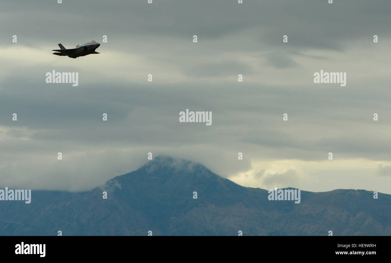 Staff sgt devin doskey 2d combat camera squadron hi-res stock ...