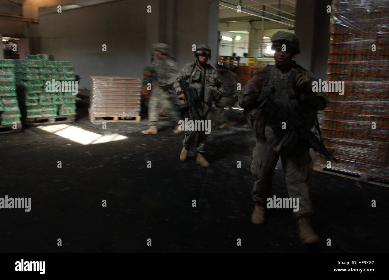U.S. Army Soldiers with Demon Company, 2nd Battalion, 7th Cavalry ...