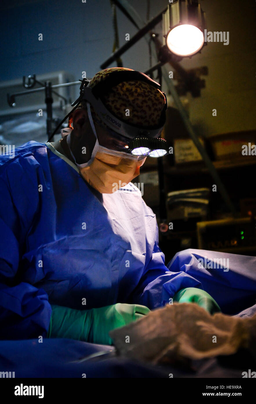 U s air force surgical team hi-res stock photography and images - Alamy