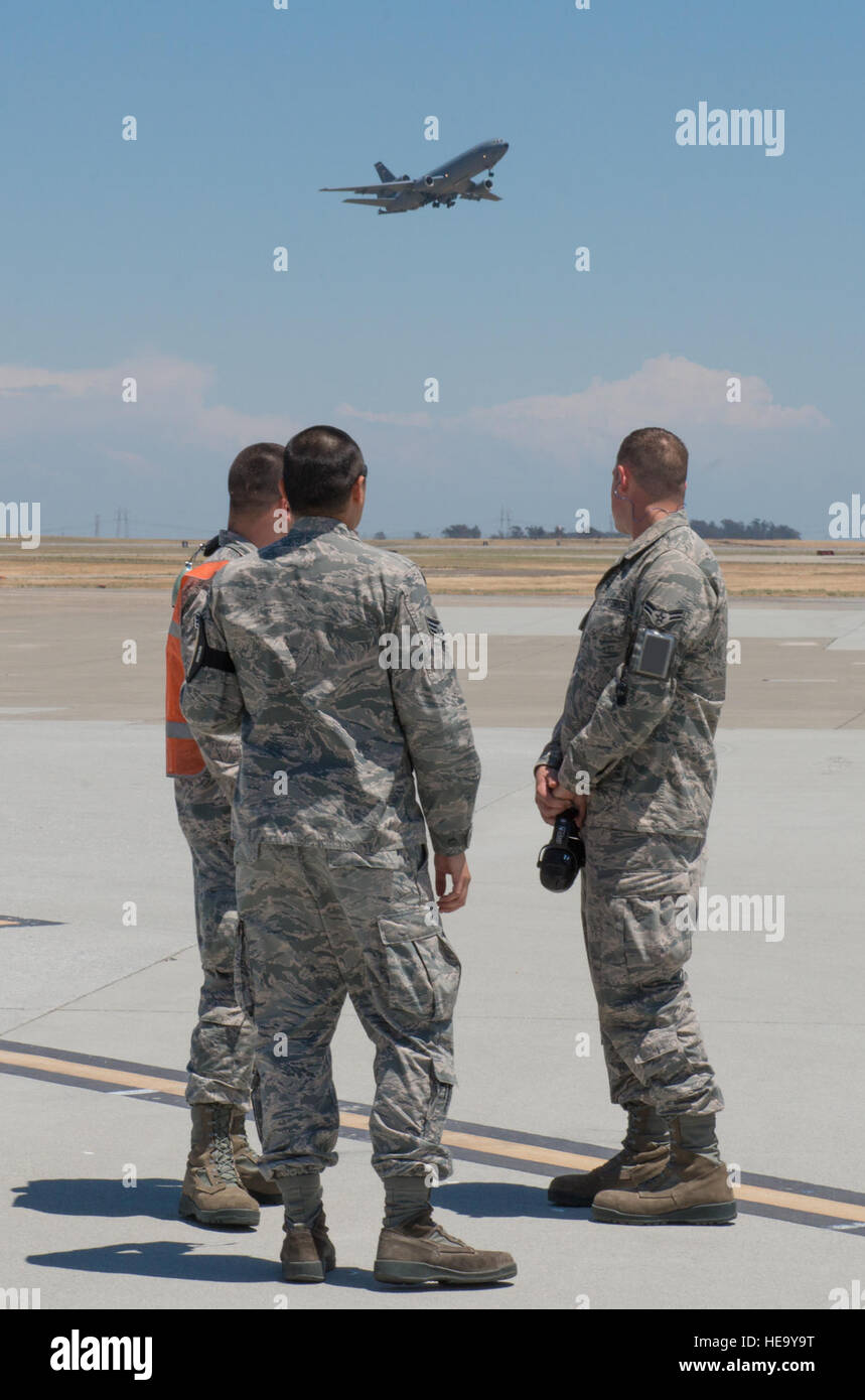 Aircrew of the 9th Air Refueling Squadron conduct a KC-10 Extender ...