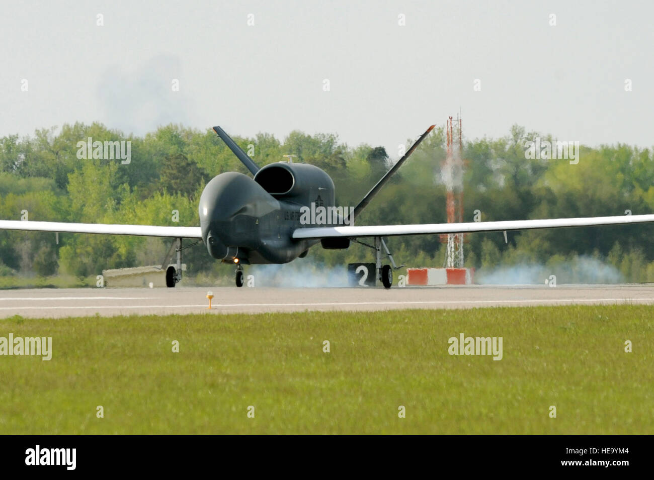 The first RQ-4 Global Hawk arrives to Grand Forks Air Force Base May 26 ...
